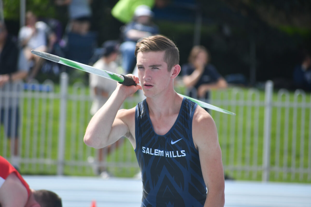 Timpview freshman breaks 5A record in girls 3,200 to highlight Day 1 of ...